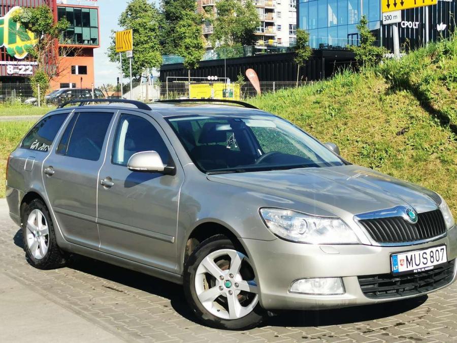 Pelēks Skoda Octavia 2012 Viļņa, ar dzinēja tilpumu 1.60 L un nobraukumu 149 tūkst. km par 2950 €, foto 34 vietnē AUTOMOTO.COM.LV