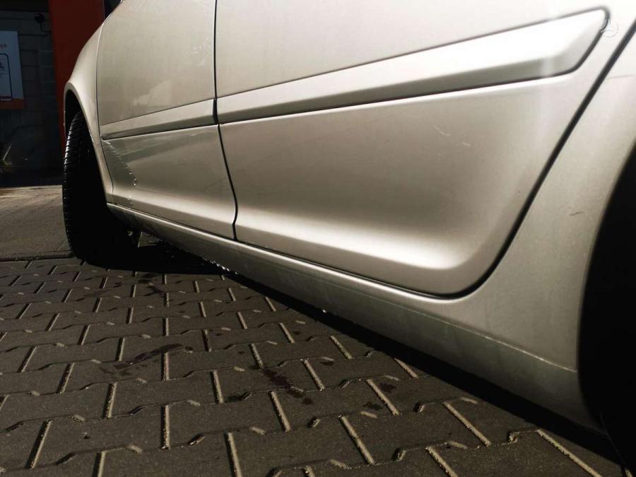 Pelēks Skoda Octavia 2012 Viļņa, ar dzinēja tilpumu 1.60 L un nobraukumu 149 tūkst. km par 2950 €, foto 43 vietnē AUTOMOTO.COM.LV