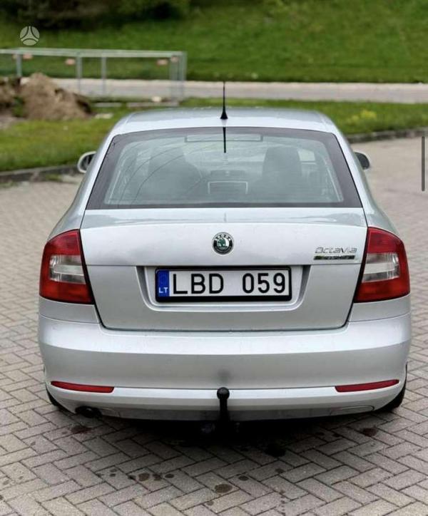 Grey Skoda Octavia 2012 in Vilnius, with an engine capacity of 0.00 L and mileage of 243 thousand km for 3450 €, photo 6 on AUTOMOTO.COM.LV