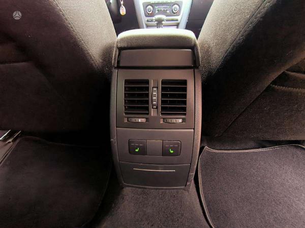 Grey Skoda Octavia 2012 in Silute, with an engine capacity of 1.97 L and mileage of 410 thousand km for 2200 €, photo 10 on AUTOMOTO.COM.LV