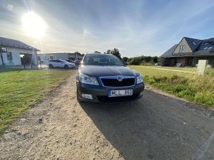Pelēks Skoda Octavia 2012 Kauņa, ar dzinēja tilpumu 1.60 L un nobraukumu 262 tūkst. km par 2900 €, foto  vietnē AUTOMOTO.COM.LV