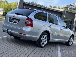 Grey Skoda Octavia 2012 in Jurmala, with an engine capacity of 2.00 L and mileage of 278 thousand km for 4100 €, photo 3 on AUTOMOTO.COM.LV