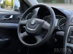 Grey Skoda Octavia 2012 in Jurmala, with an engine capacity of 2.00 L and mileage of 278 thousand km for 4100 €, photo 13 on AUTOMOTO.COM.LV