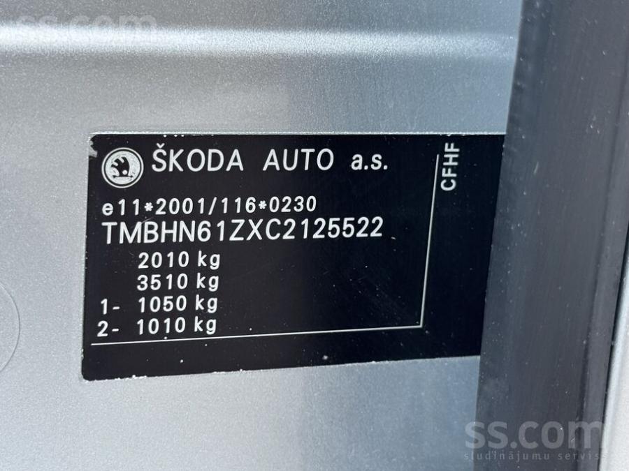 Grey Skoda Octavia 2012 in Jurmala, with an engine capacity of 2.00 L and mileage of 278 thousand km for 4100 €, photo 22 on AUTOMOTO.COM.LV