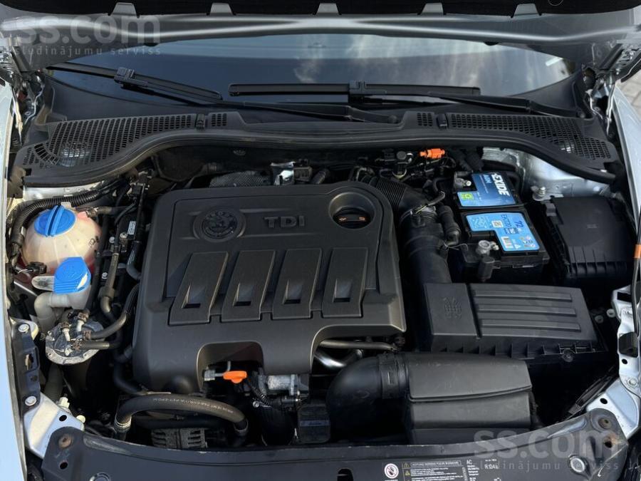Grey Skoda Octavia 2012 in Jurmala, with an engine capacity of 2.00 L and mileage of 278 thousand km for 4100 €, photo 23 on AUTOMOTO.COM.LV
