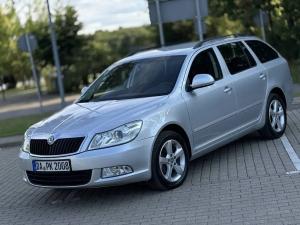Grey Skoda Octavia 2012 in Jurmala, with an engine capacity of 2.00 L and mileage of 278 thousand km for 4100 €, photo  on AUTOMOTO.COM.LV