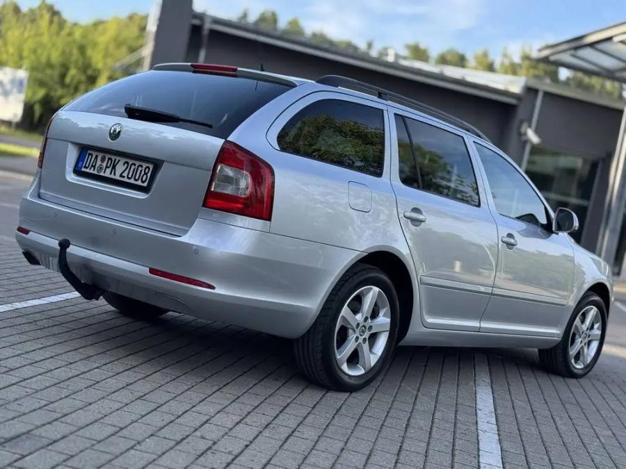 Pelēks Skoda Octavia 2012 Jūrmala, ar dzinēja tilpumu 2.00 L un nobraukumu 278 tūkst. km par 4100 €, foto 3 vietnē AUTOMOTO.COM.LV