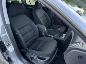 Pelēks Skoda Octavia 2012 Jūrmala, ar dzinēja tilpumu 2.00 L un nobraukumu 278 tūkst. km par 4100 €, foto 10 vietnē AUTOMOTO.COM.LV