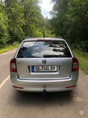 Grey Skoda Octavia 2012 in Marijampole, with an engine capacity of 1.60 L and mileage of 300 thousand km for 3500 €, photo 14 on AUTOMOTO.COM.LV