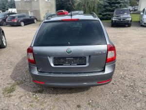 Grey Skoda Octavia 2012 in Utena, with an engine capacity of 1.60 L and mileage of 204 thousand km for 3950 €, photo 6 on AUTOMOTO.COM.LV