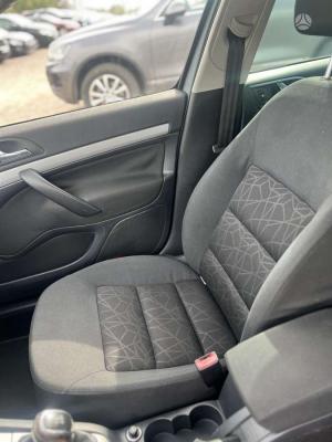 Grey Skoda Octavia 2012 in Utena, with an engine capacity of 1.60 L and mileage of 204 thousand km for 3950 €, photo 15 on AUTOMOTO.COM.LV