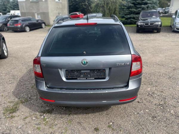 Pelēks Skoda Octavia 2012 Utena, ar dzinēja tilpumu 1.60 L un nobraukumu 204 tūkst. km par 3750 €, foto 6 vietnē AUTOMOTO.COM.LV