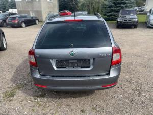 Grey Skoda Octavia 2012 in Utena, with an engine capacity of 1.60 L and mileage of 204 thousand km for 3750 €, photo 6 on AUTOMOTO.COM.LV