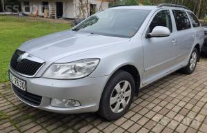 Pelēks Skoda Octavia 2012 Limbaži, ar dzinēja tilpumu 1.60 L un nobraukumu 477 tūkst. km par 2200 €, foto 10 vietnē AUTOMOTO.COM.LV