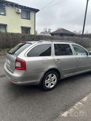 Grey Skoda Octavia 2013 in Riga, with an engine capacity of 1.60 L and mileage of 600 thousand km for 1400 €, photo 3 on AUTOMOTO.COM.LV