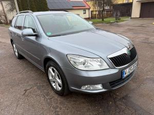 Pelēks Skoda Octavia 2013 Utena, ar dzinēja tilpumu 2.00 L un nobraukumu 177 tūkst. km par 5750 €, foto  vietnē AUTOMOTO.COM.LV