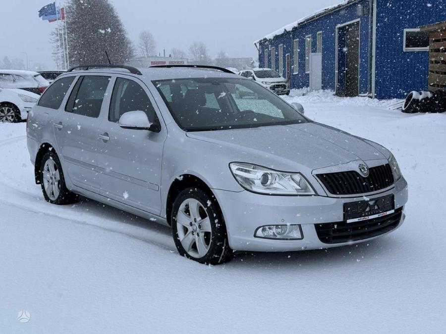 Pelēks Skoda Octavia 2013 Ukmergė, ar dzinēja tilpumu 1.60 L un nobraukumu 230 tūkst. km par 4100 €, foto 1 vietnē AUTOMOTO.COM.LV