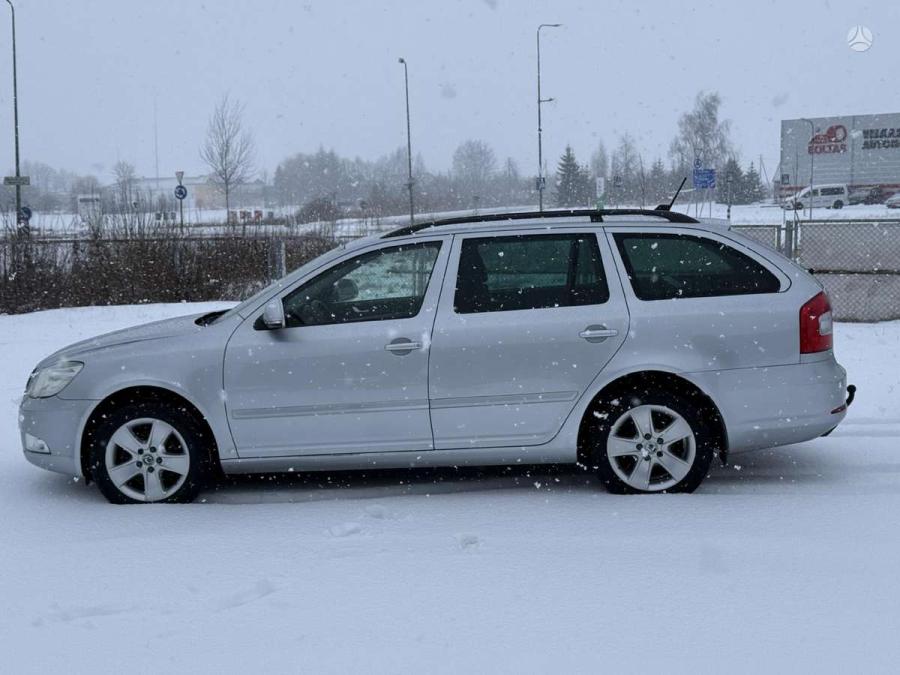 Pelēks Skoda Octavia 2013 Ukmergė, ar dzinēja tilpumu 1.60 L un nobraukumu 230 tūkst. km par 4100 €, foto 3 vietnē AUTOMOTO.COM.LV