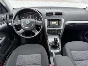 Pelēks Skoda Octavia 2013 Ukmergė, ar dzinēja tilpumu 1.60 L un nobraukumu 230 tūkst. km par 4100 €, foto 7 vietnē AUTOMOTO.COM.LV