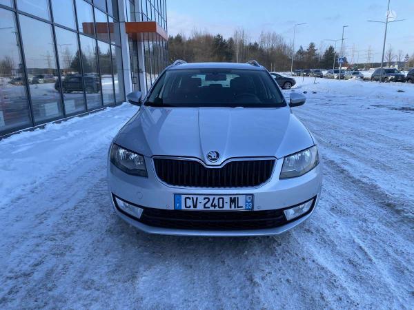 Pelēks Skoda Octavia 2013 Viļņa, ar dzinēja tilpumu 1.60 L un nobraukumu 271 tūkst. km par 6700 €, foto 7 vietnē AUTOMOTO.COM.LV