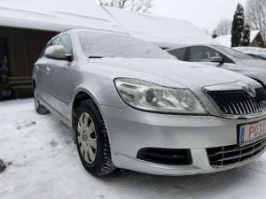 Grey Skoda Octavia 2013 in Kazlu Ruda, with an engine capacity of 1.60 L and mileage of 317 thousand km for 3350 €, photo 2 on AUTOMOTO.COM.LV