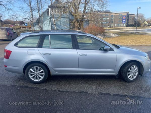 Pelēks Skoda Octavia 2013 Tallina, ar dzinēja tilpumu 1.40 L un nobraukumu 249 tūkst. km par 3500 €, foto 6 vietnē AUTOMOTO.COM.LV