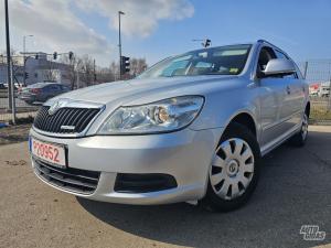 Grey Skoda Octavia 2013 in Kaunas, with an engine capacity of 1.60 L and mileage of 299 thousand km for 3850 €, photo 11 on AUTOMOTO.COM.LV