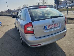Grey Skoda Octavia 2013 in Kaunas, with an engine capacity of 1.60 L and mileage of 299 thousand km for 3850 €, photo 20 on AUTOMOTO.COM.LV
