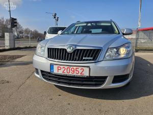 Grey Skoda Octavia 2013 in Kaunas, with an engine capacity of 1.60 L and mileage of 299 thousand km for 3499 €, photo 22 on AUTOMOTO.COM.LV