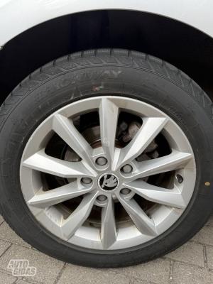 Grey Skoda Octavia 2013 in Gargzdai, with an engine capacity of 1.60 L and mileage of 233 thousand km for 4800 €, photo 9 on AUTOMOTO.COM.LV