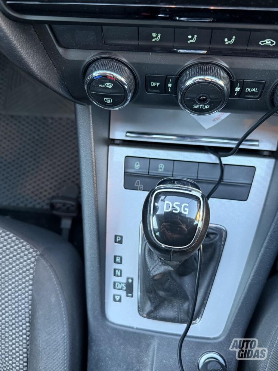 Grey Skoda Octavia 2013 in Gargzdai, with an engine capacity of 1.60 L and mileage of 233 thousand km for 4800 €, photo 13 on AUTOMOTO.COM.LV