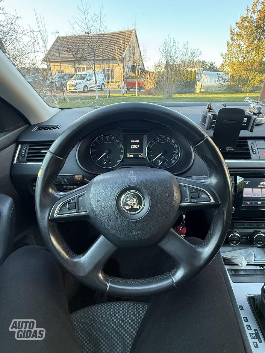 Grey Skoda Octavia 2013 in Gargzdai, with an engine capacity of 1.60 L and mileage of 233 thousand km for 4800 €, photo 16 on AUTOMOTO.COM.LV