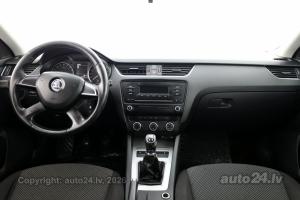 Grey Skoda Octavia 2013 in Tallinn, with an engine capacity of 2.00 L and mileage of 419 thousand km for 2999 €, photo 6 on AUTOMOTO.COM.LV