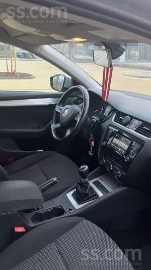 Grey Skoda Octavia 2013 in Riga, with an engine capacity of 1.60 L and mileage of 372 thousand km for 5200 €, photo 10 on AUTOMOTO.COM.LV