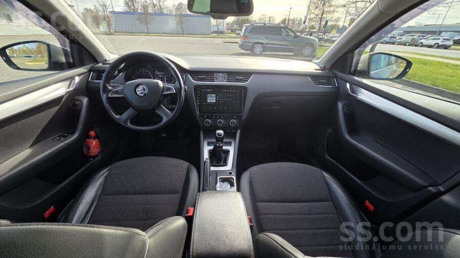 Pelēks Skoda Octavia 2013 Rīga, ar dzinēja tilpumu 2.00 L un nobraukumu 289 tūkst. km par 4490 €, foto 10 vietnē AUTOMOTO.COM.LV