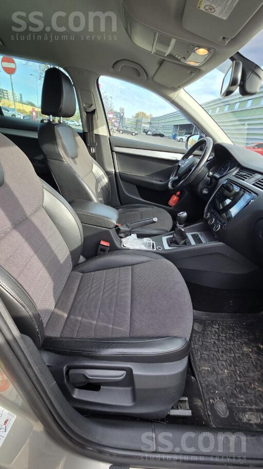 Pelēks Skoda Octavia 2013 Rīga, ar dzinēja tilpumu 2.00 L un nobraukumu 289 tūkst. km par 4490 €, foto 12 vietnē AUTOMOTO.COM.LV
