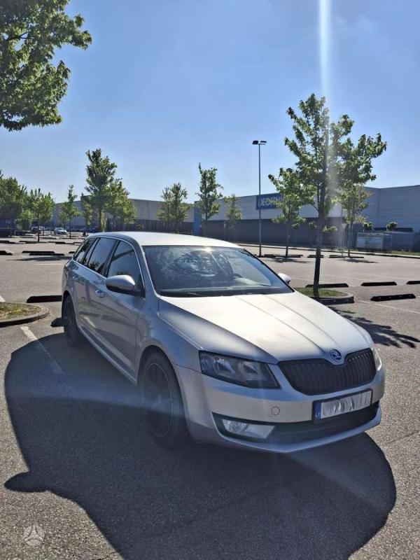 Pelēks Skoda Octavia 2013 Klaipėda, ar dzinēja tilpumu 1.97 L un nobraukumu 191 tūkst. km par 5950 €, foto 3 vietnē AUTOMOTO.COM.LV