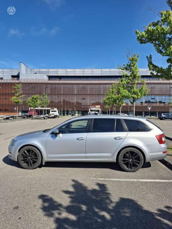 Pelēks Skoda Octavia 2013 Klaipėda, ar dzinēja tilpumu 1.97 L un nobraukumu 191 tūkst. km par 5950 €, foto 8 vietnē AUTOMOTO.COM.LV