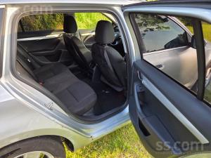 Pelēks Skoda Octavia 2013 Jūrmala, ar dzinēja tilpumu 1.60 L un nobraukumu 384 tūkst. km par 2500 €, foto 6 vietnē AUTOMOTO.COM.LV