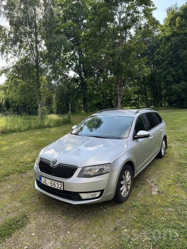 Pelēks Skoda Octavia 2013 Valmiera, ar dzinēja tilpumu 1.60 L un nobraukumu 341 tūkst. km par 2000 €, foto 2 vietnē AUTOMOTO.COM.LV