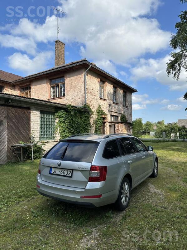 Pelēks Skoda Octavia 2013 Valmiera, ar dzinēja tilpumu 1.60 L un nobraukumu 341 tūkst. km par 2000 €, foto 3 vietnē AUTOMOTO.COM.LV