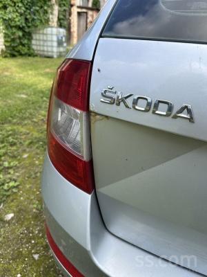 Pelēks Skoda Octavia 2013 Valmiera, ar dzinēja tilpumu 1.60 L un nobraukumu 341 tūkst. km par 2000 €, foto 13 vietnē AUTOMOTO.COM.LV