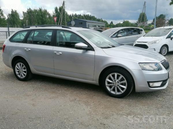 Pelēks Skoda Octavia 2013 Valmiera, ar dzinēja tilpumu 1.60 L un nobraukumu 289 tūkst. km par 5900 €, foto 5 vietnē AUTOMOTO.COM.LV