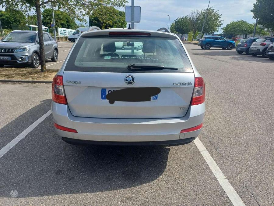 Pelēks Skoda Octavia 2013 Tauragė, ar dzinēja tilpumu 1.60 L un nobraukumu 265 tūkst. km par 4500 €, foto 4 vietnē AUTOMOTO.COM.LV