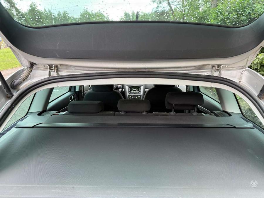 Pelēks Skoda Octavia 2013 Ukmergė, ar dzinēja tilpumu 1.60 L un nobraukumu 222 tūkst. km par 3650 €, foto 9 vietnē AUTOMOTO.COM.LV