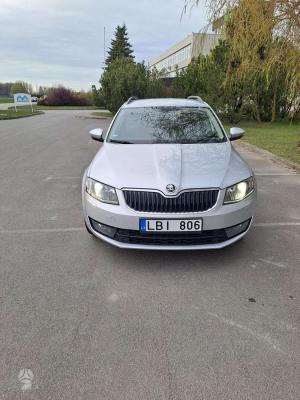 Grey Skoda Octavia 2013 in Gargzdai, with an engine capacity of 1.97 L and mileage of 331 thousand km for 4900 €, photo  on AUTOMOTO.COM.LV