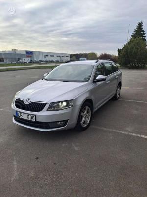 Grey Skoda Octavia 2013 in Gargzdai, with an engine capacity of 1.97 L and mileage of 331 thousand km for 4900 €, photo 25 on AUTOMOTO.COM.LV