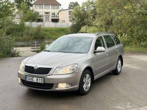 Grey Skoda Octavia 2013 in Panevezys, with an engine capacity of 1.60 L and mileage of 330 thousand km for 3250 €, photo  on AUTOMOTO.COM.LV