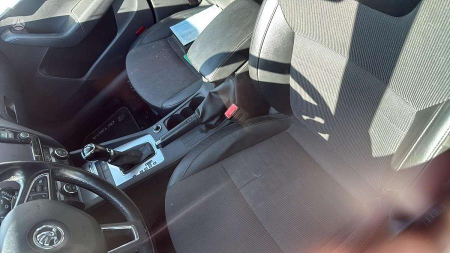 Grey Skoda Octavia 2013 in Jurbarkas, with an engine capacity of 1.97 L and mileage of 300 thousand km for 5565 €, photo 27 on AUTOMOTO.COM.LV