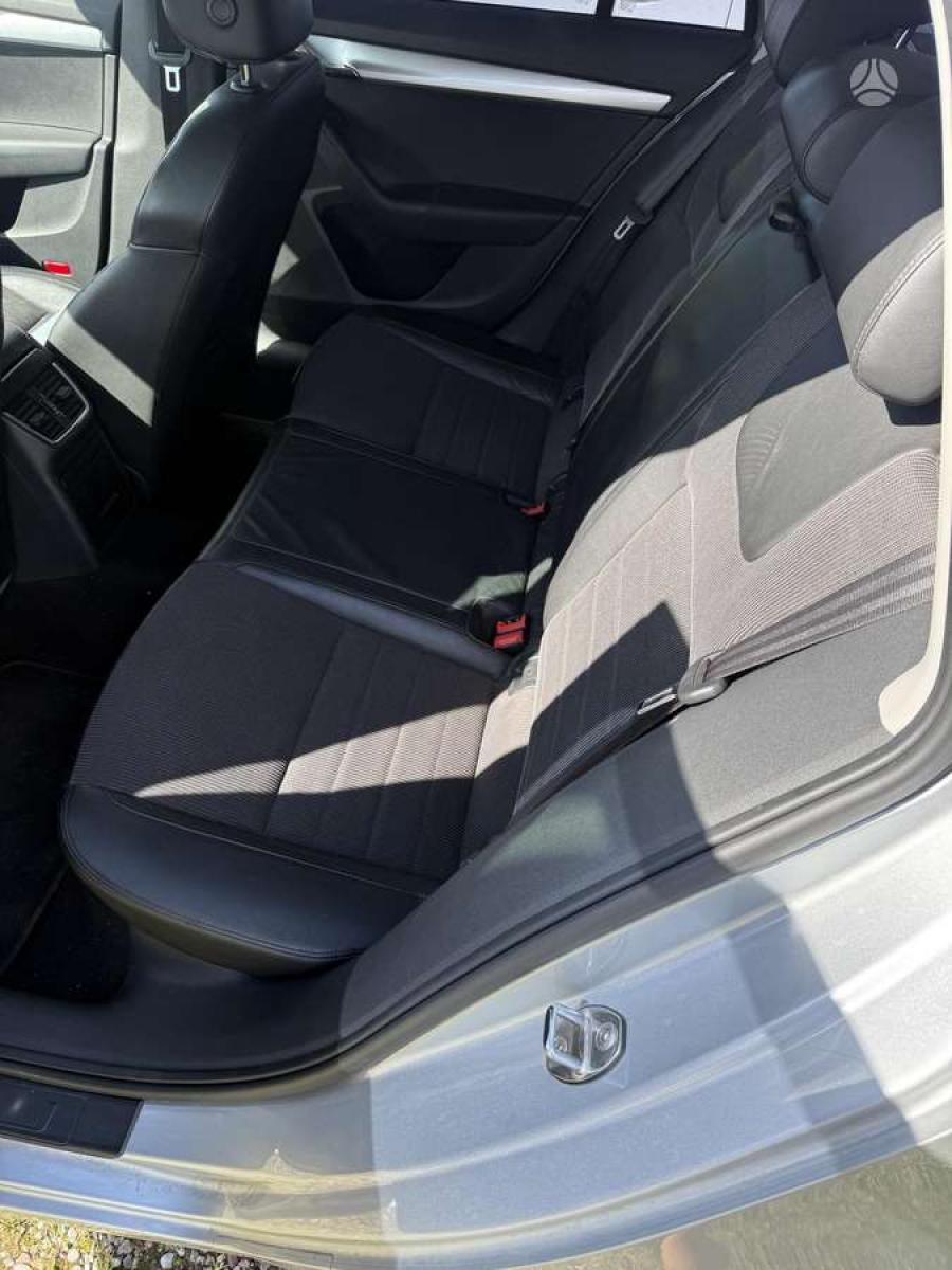 Grey Skoda Octavia 2013 in Jurbarkas, with an engine capacity of 1.97 L and mileage of 300 thousand km for 5565 €, photo 31 on AUTOMOTO.COM.LV